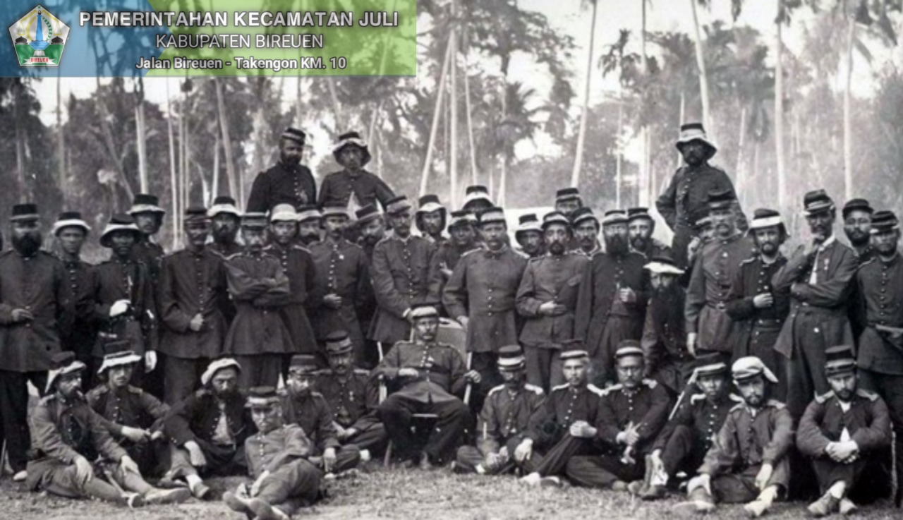 Mengadakan gerakan pasifikasi, yaitu dengan mempertinggi kesejahteraan ...