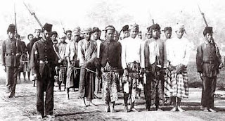 Aceh mengakui kedaulatan Belanda atas Aceh.